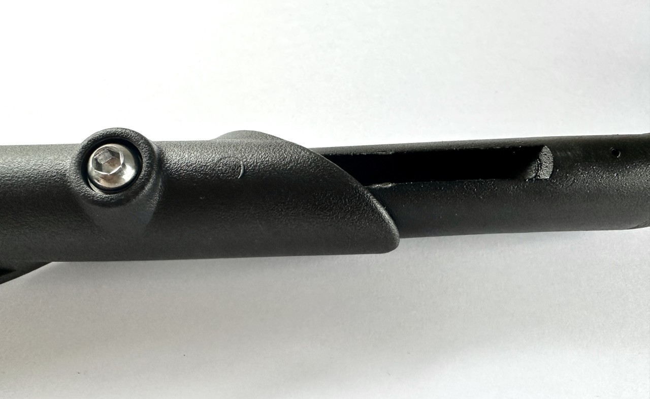 Adjustable side stand, black KSA 40 | UD1236