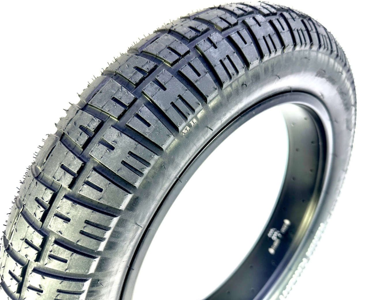 Kenda Knight tire 20 x 4.5 pure black | 528225