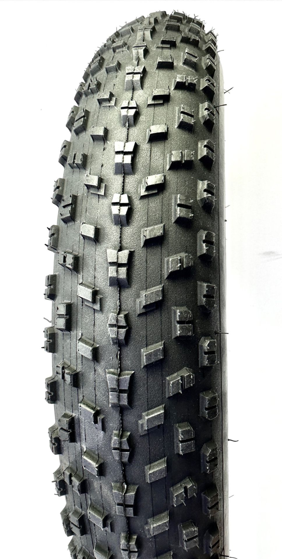 204 Big Daddy Chao Yang Tire 20 x 4.0 Fat | CY-1000