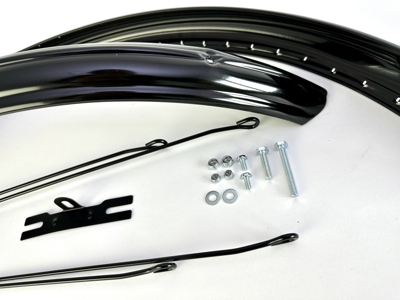 Classic Fender steel Set 26 inch black, with holes for dress guard ...